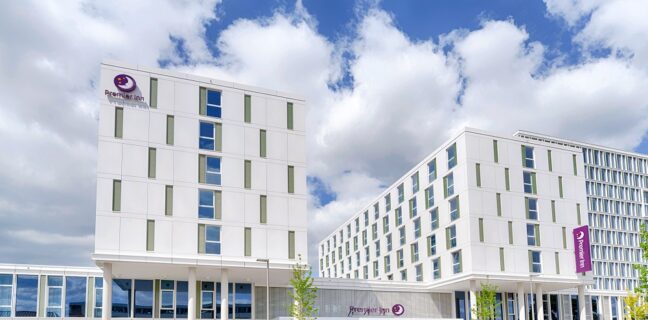 Premier Inn Wolfsburg City Centre Archives | hotelbau - Fachzeitschrift ...